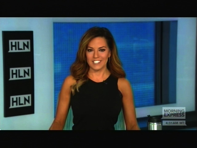 Robin Meade - Page 239 - TvNewsCaps