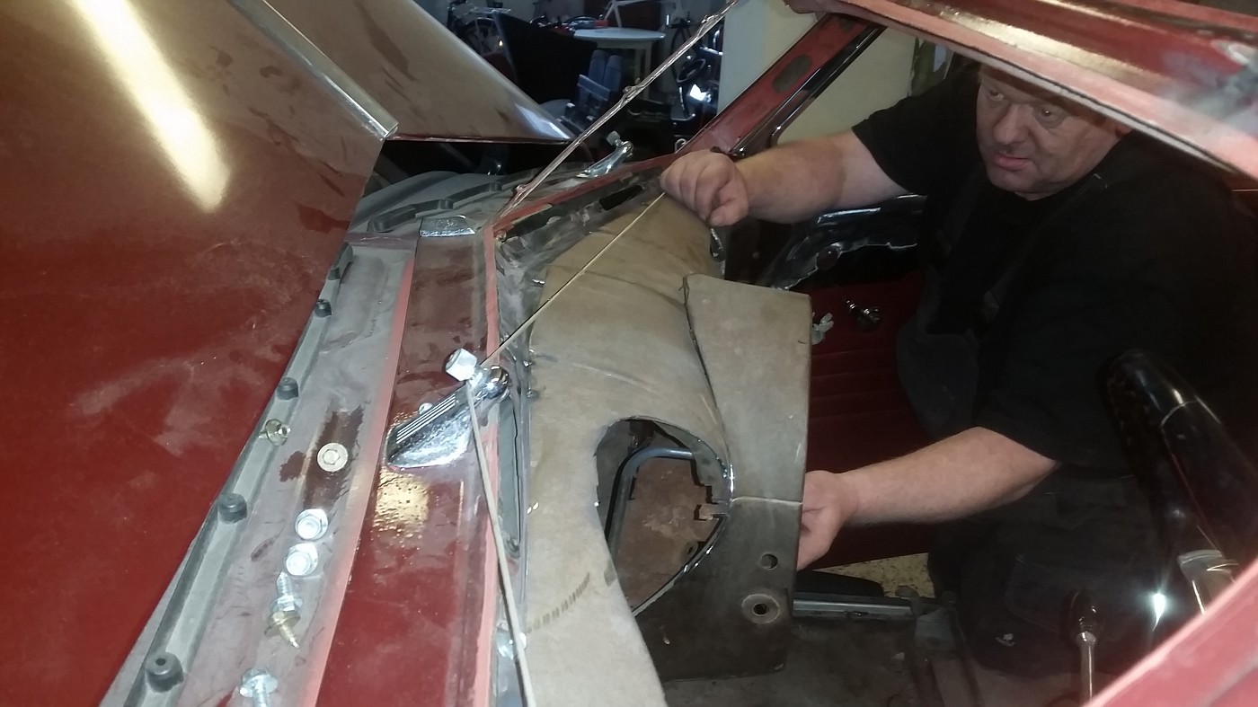 new dashboard in my 47 caddy - Custom Car Chronicle