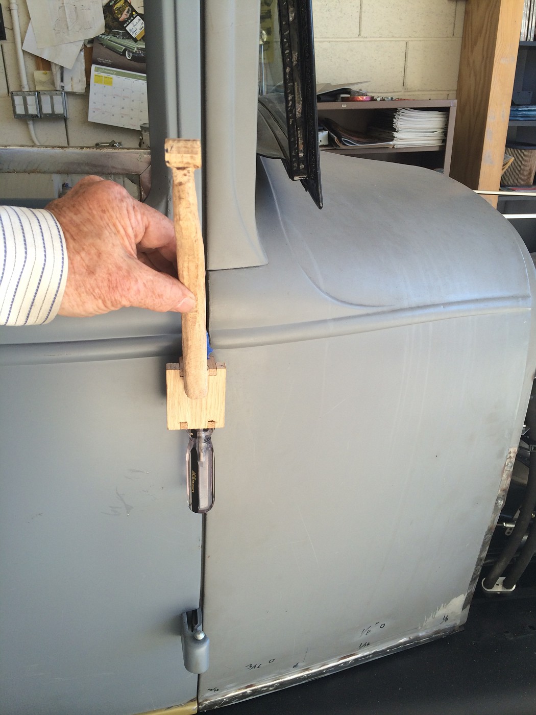 Features - Outside mirror for Model A | The H.A.M.B.