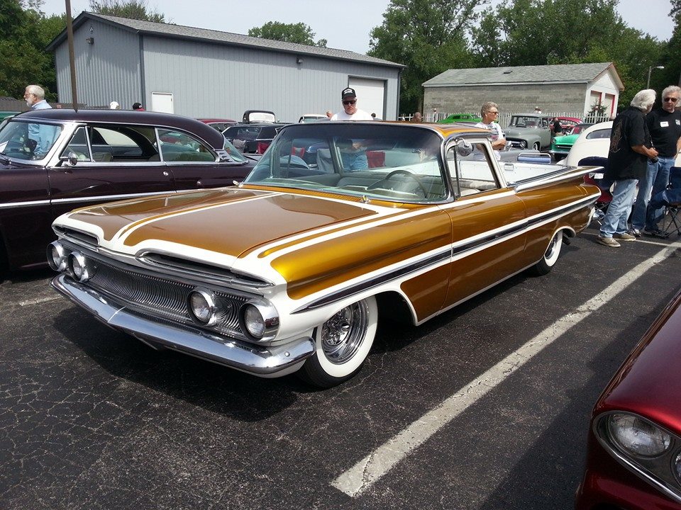 CUSTOM CAR REVIVAL 2014 - Custom Car Chronicle