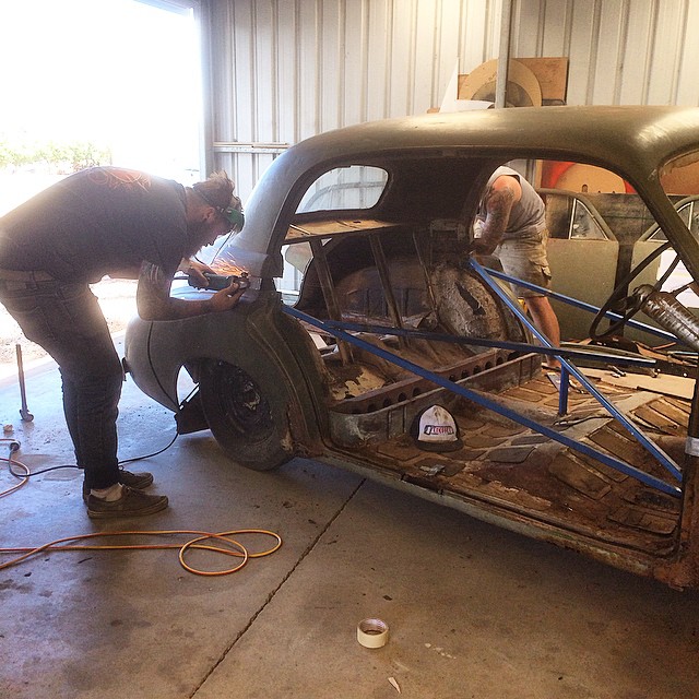 Aaron Bray 51 HOLDEN Custom Project - Custom Car Chronicle