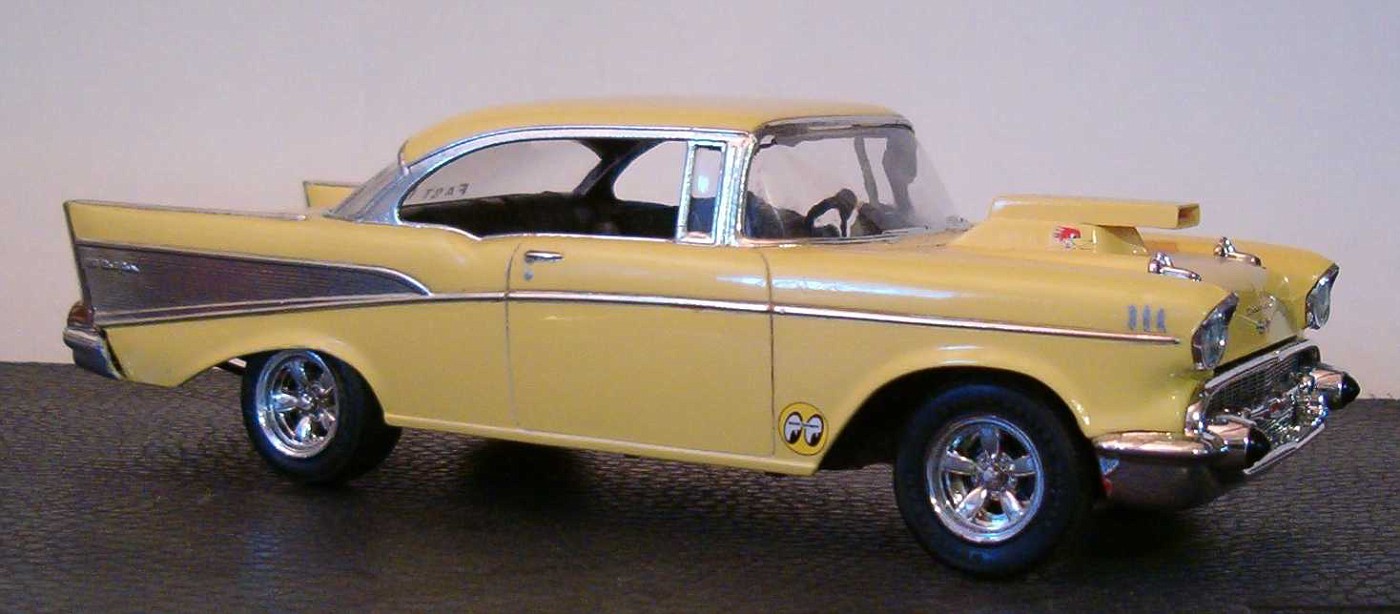 Revell 1/25 '57 Chevy Bel Air Ed Big Daddy Roth - Page 2