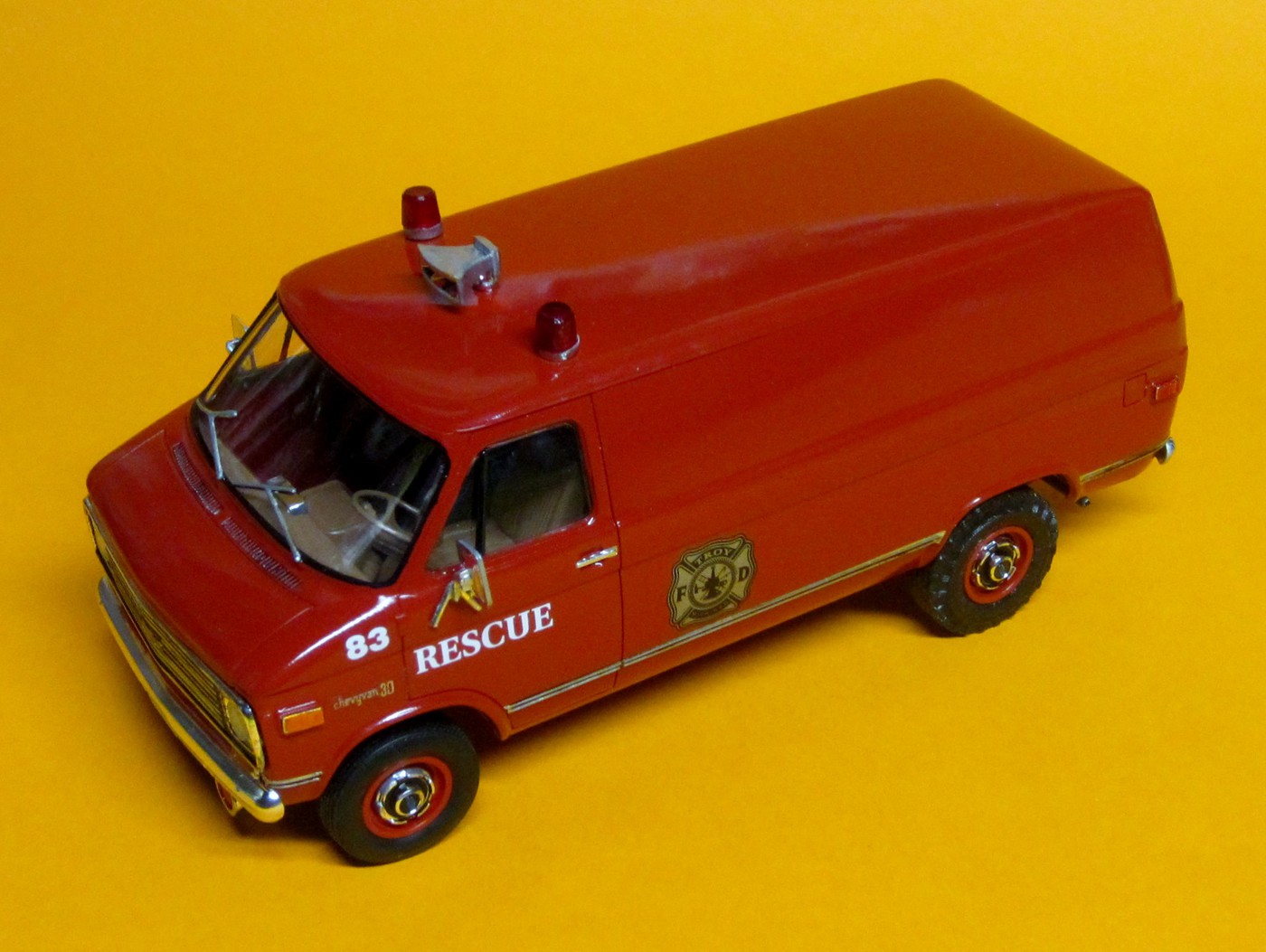 Some AMT Chevy Vans…pics