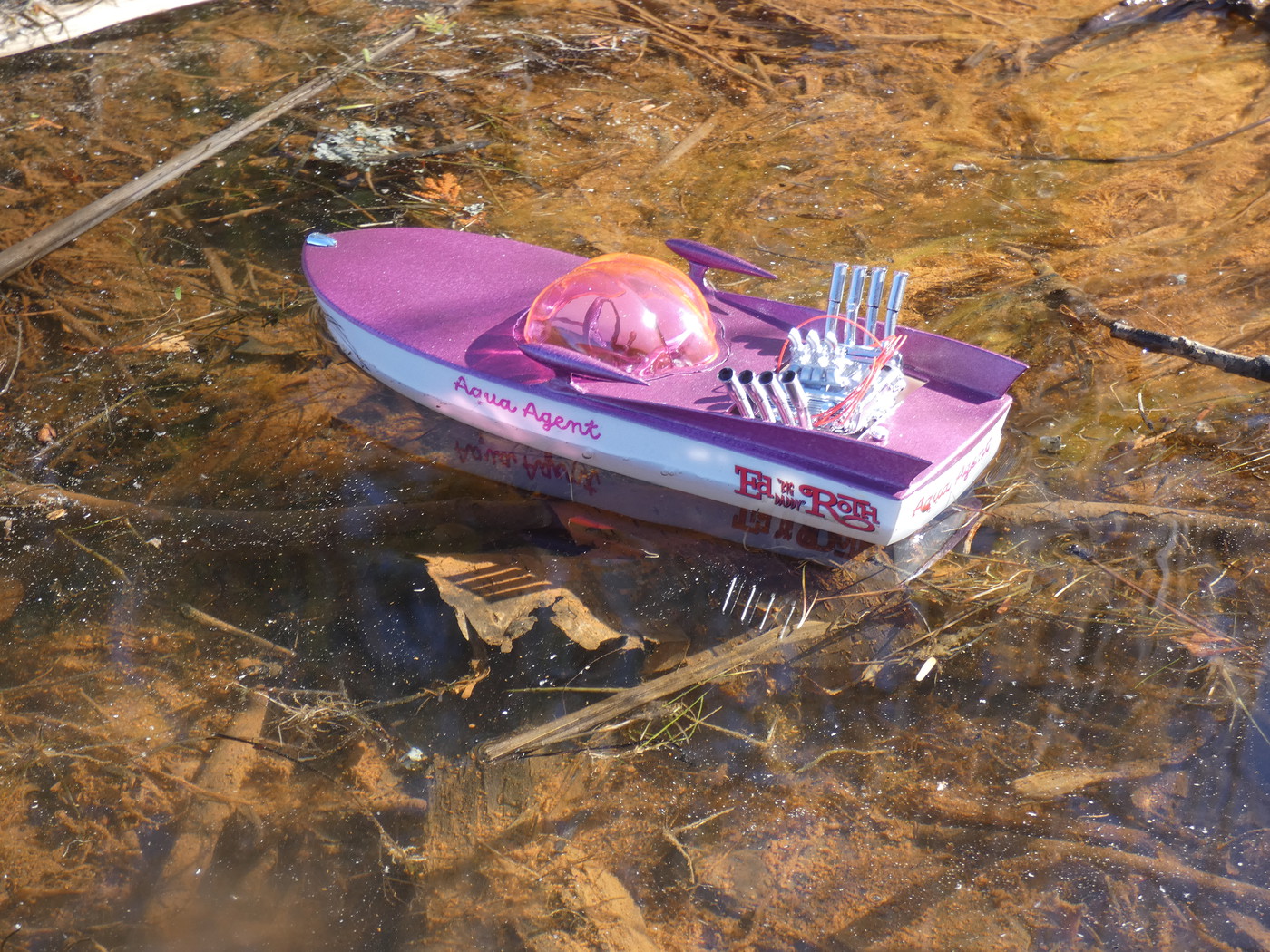 If Ed 'Big Daddy' Roth built a Boat PICS