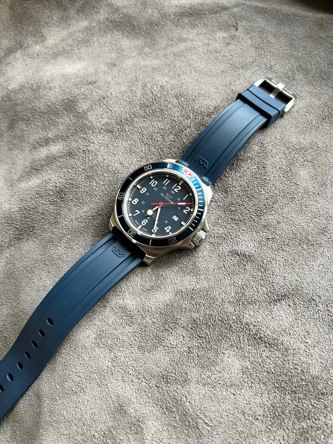 FS: Glycine Combat Diver - SS with Blue Dial on Rubber | WatchUSeek ...