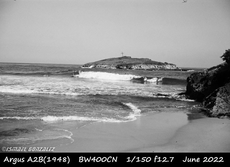 1948 Argus A2B: Entry level 35mm popularization camera - PentaxForums.com