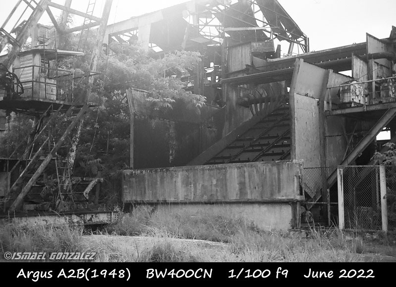 1948 Argus A2B: Entry level 35mm popularization camera - PentaxForums.com