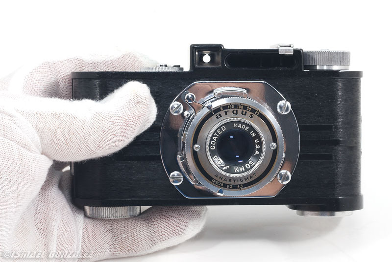1948 Argus A2B: Entry level 35mm popularization camera - PentaxForums.com