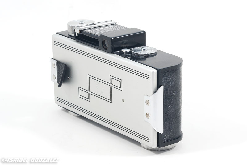 1948 Argus A2B: Entry level 35mm popularization camera - PentaxForums.com