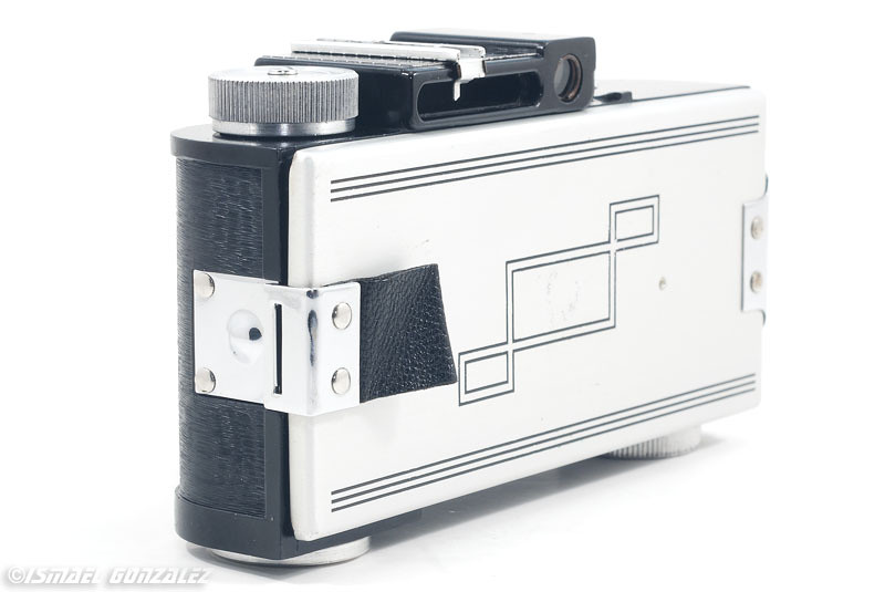 1948 Argus A2B: Entry level 35mm popularization camera - PentaxForums.com